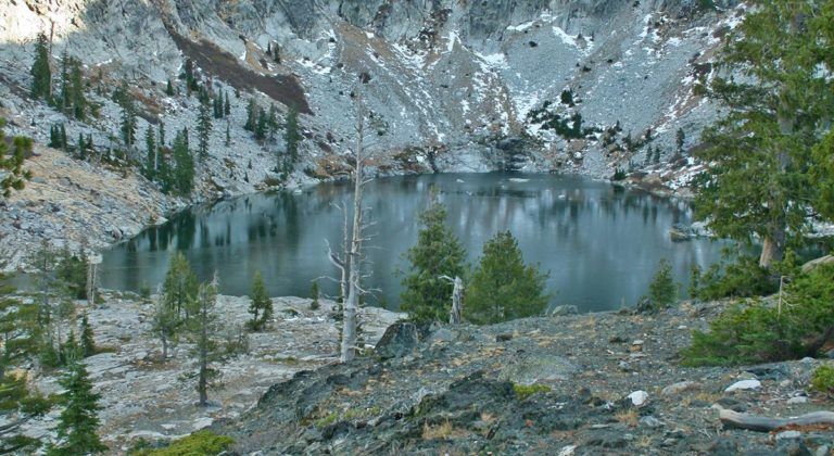 Papoose Lake - Trinity Alps - Michael Kauffmann